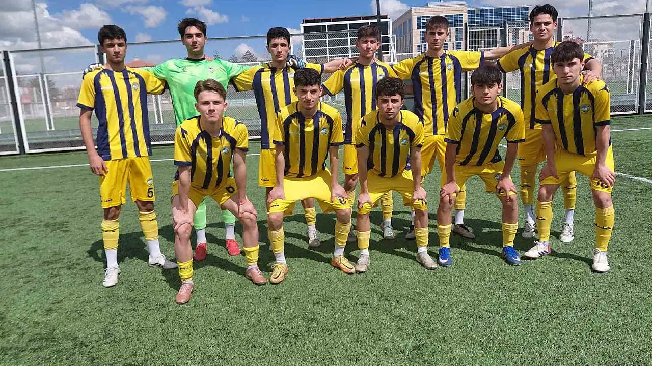 Talas Belediyespor U-19, Adanaspor'u 2-1 mağlup etti
